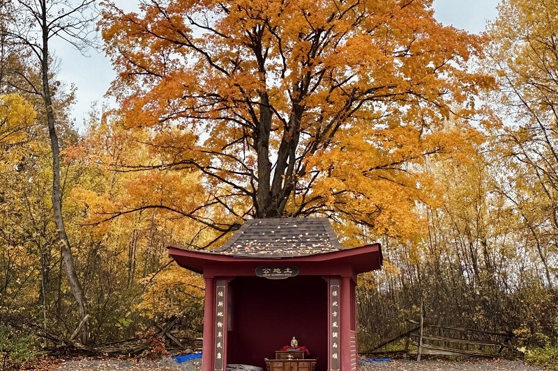 The Mountain and Earth Deity Shrine 山神土地廟 – Wutai Shan Buddhist Garden