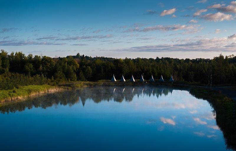 Wisdom Lake 靈泉湖 – Wutai Shan Buddhist Garden